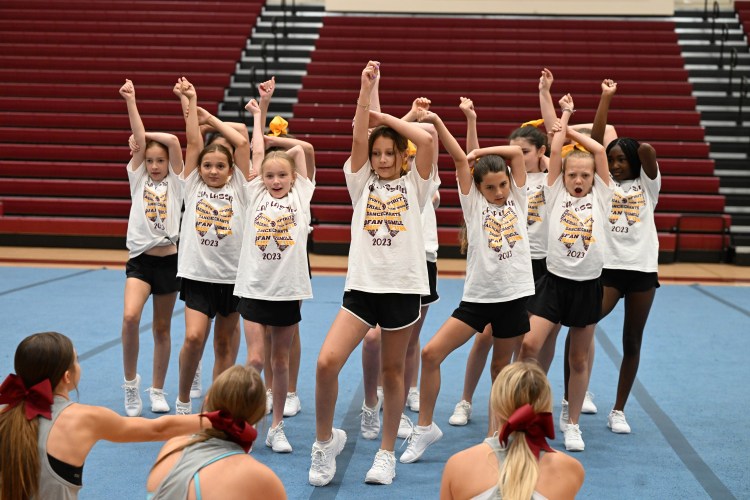 LASSITER TROJAN CHEERLEADING